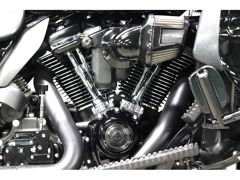 ハーレー ハーレーFLHXストグライドスペシャル (1020295) | 中古バイク・新車の事ならバイクの窓口